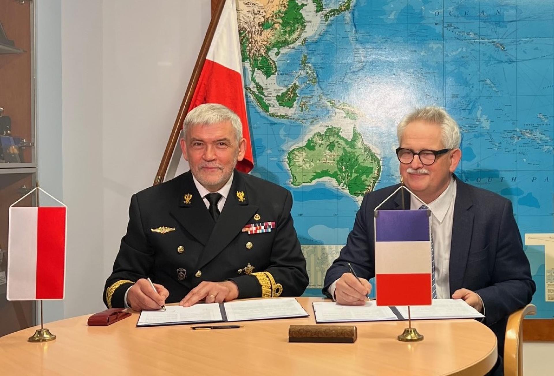 Airbus Helicopters Polska z umową o współpracy z Akademią Marynarki Wojennej | dlapilota.pl